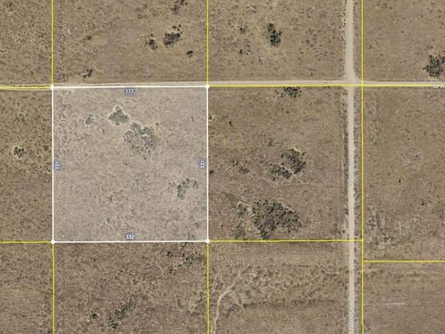 24100 W Ave # B6, Lancaster, CA 93536
