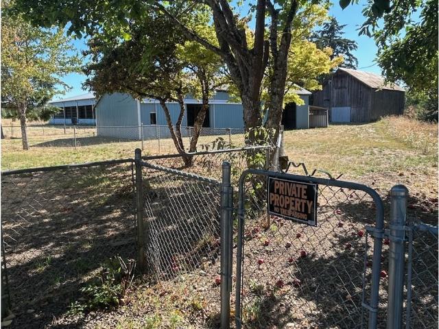 24100 sw dejong rd