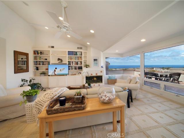 24101 Windward