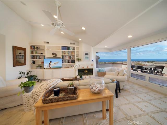 24101 Windward