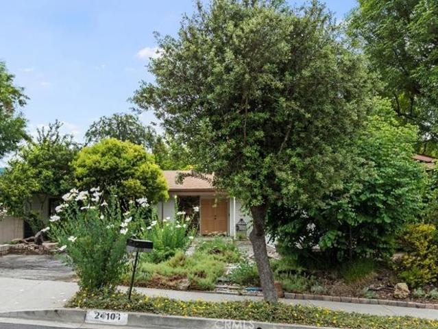 24108 Killion St, Woodland Hills, CA 91367