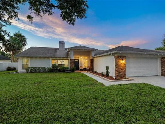 2410 Arborwood Dr, Valrico, FL 33596
