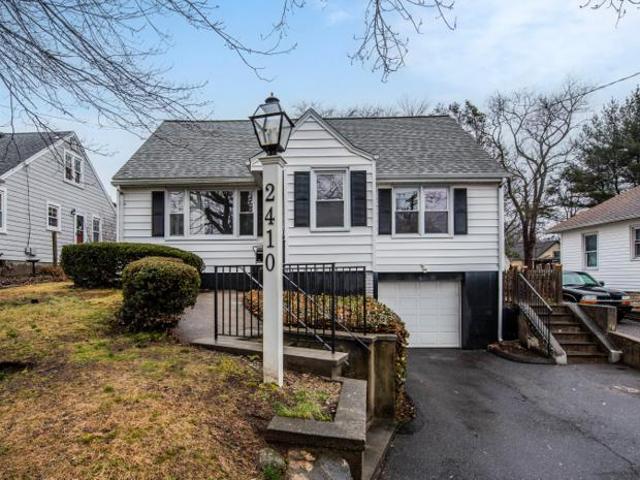 2410 Broadbridge Ave, Stratford, CT 06614