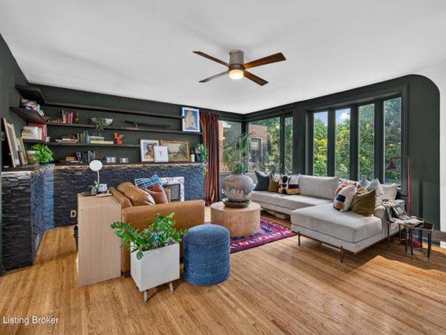 2410 Cross Hill Rd, Louisville, KY 40206