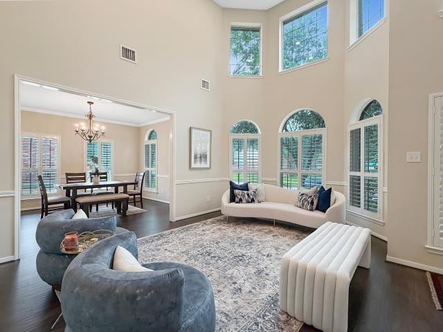 2410 Falcon Knoll Lane
