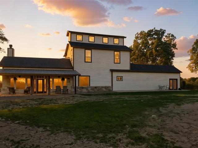 2410 FM 1680 N, Flatonia, TX 78941