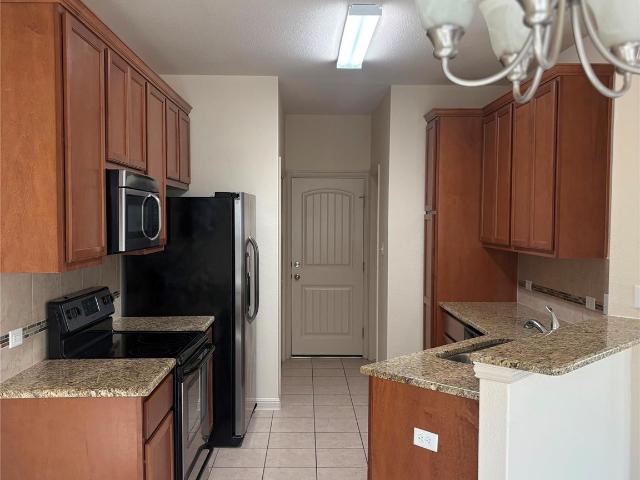 2410 Great Oaks Dr # 401