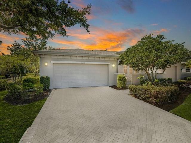 2410 Kensington Greens Dr Unit 5, Sun City Center, FL 33573
