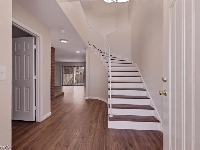 2410 Pickwick Drive