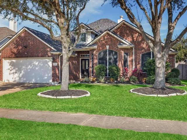 2410 Pine Brook Dr, Deer Park, TX 77536