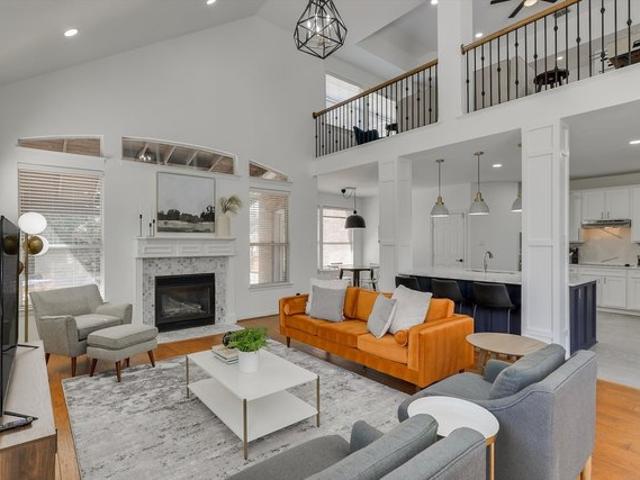 2410 Shorewood Ct, Rowlett, TX 75088