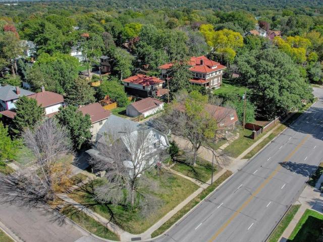 2410 South Street, Lincoln, USA, NE