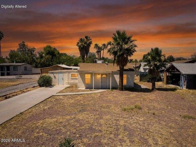 2410 W Vista Ave, Phoenix, AZ 85021