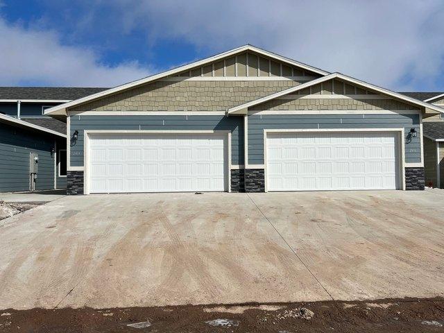 2410 2 Copalis Pl, Sioux Falls, SD 57108