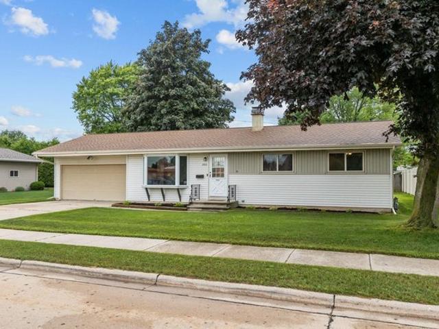 2410 36th St, Two Rivers, WI 54241