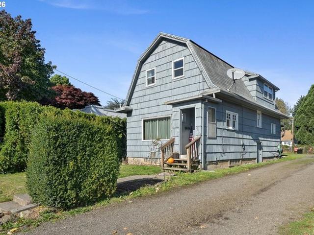 2410 3rd St, Tillamook, OR 97141