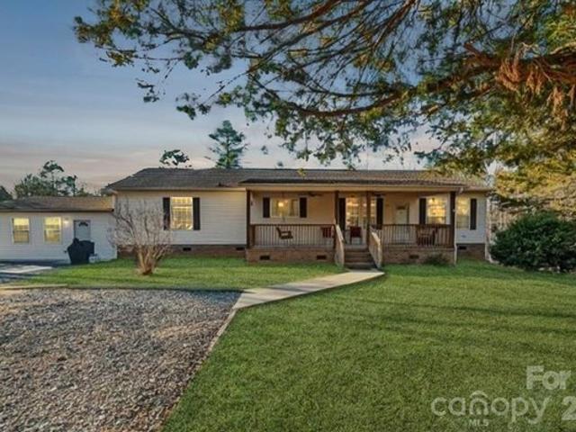 2411 Mission Rd, York, SC 29745