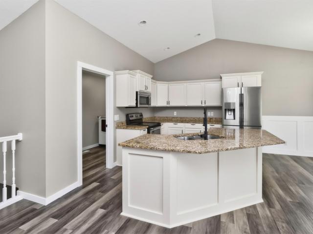 2411 NW Ashland Parkway