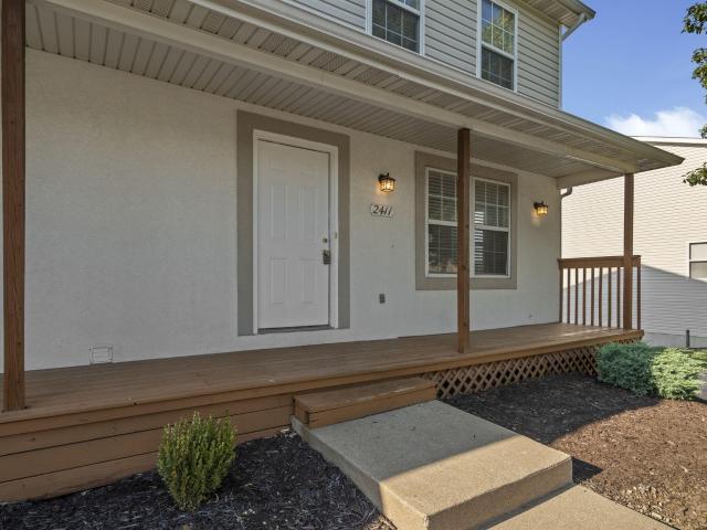 2411 northampton dr