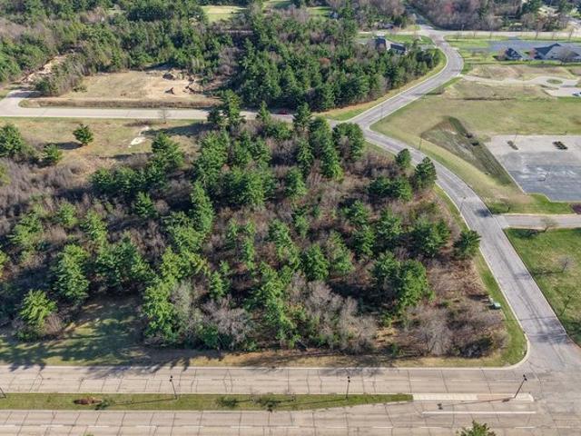 2411 Apple St, Wisconsin Rapids, WI 54494