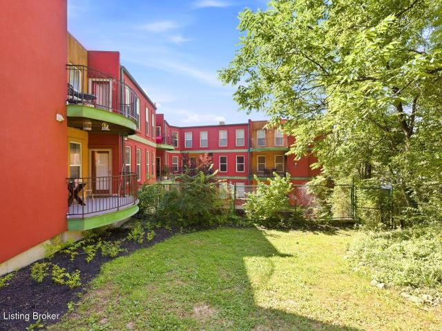 2411 Brownsboro Rd APT 301