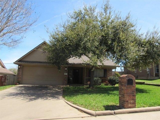 2411 Cheyenne Dr, Brenham, TX 77833