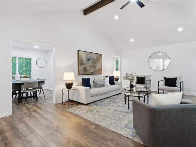 2411 Cochise Drive