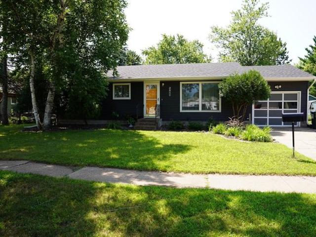 2411 Lynn Ave, Altoona, WI 54720
