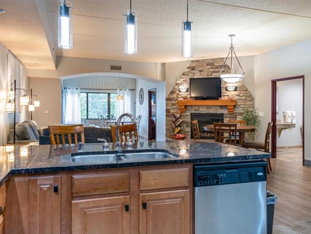 2411 River Rd Unit 2429, Wisconsin Dells, WI 53965