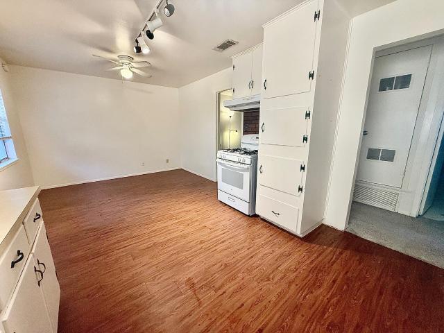 2411 S 5th St, Unit 6, Austin, TX 78704 | MLS #1242