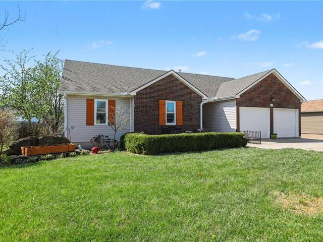 2411 Twin Oaks Drive