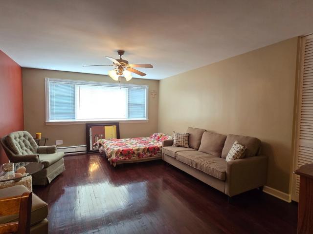 2411 W Balmoral Avenue # 3D