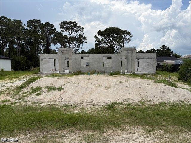 2412/2 Lantana Ave S, Lehigh Acres, FL 33973