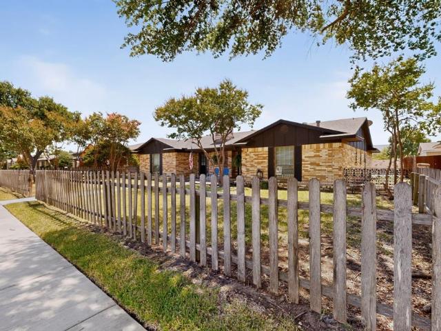 2412 Monticello Drive