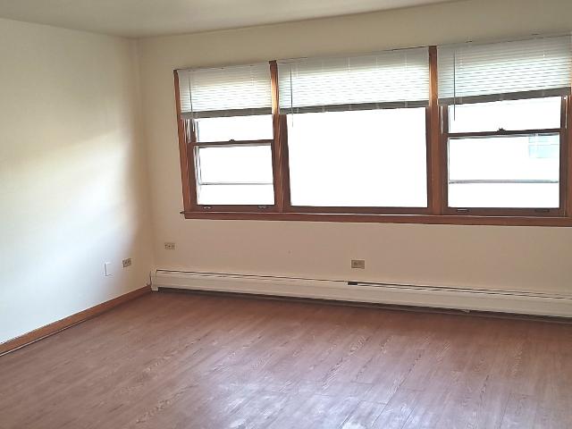 2412 N 76th Avenue # 3W