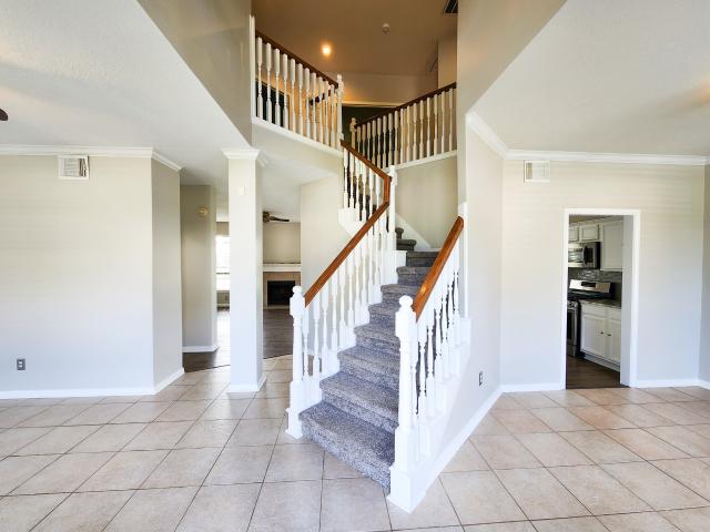 2412 N Mission Circle