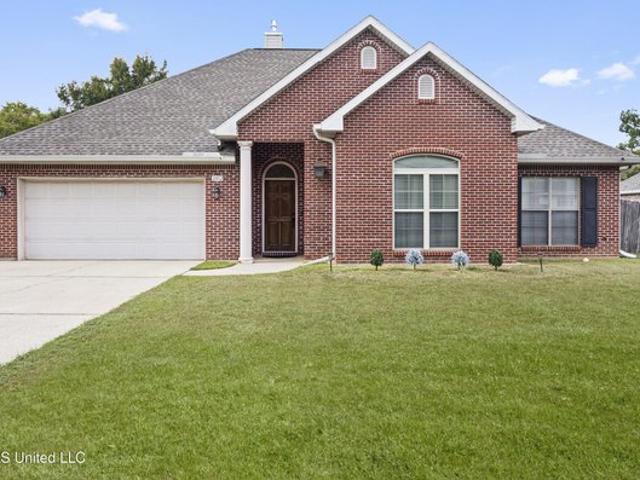 2412 Old Bay Rd, Biloxi, MS 39531