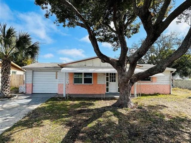 2412 Arcadia Rd, Holiday, FL 34690