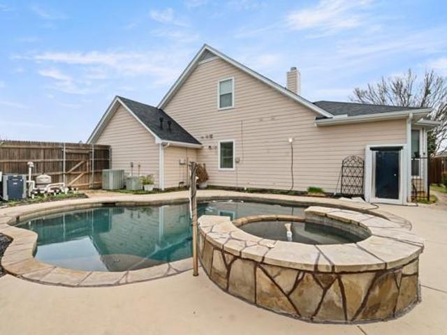 2412 Aramic Court