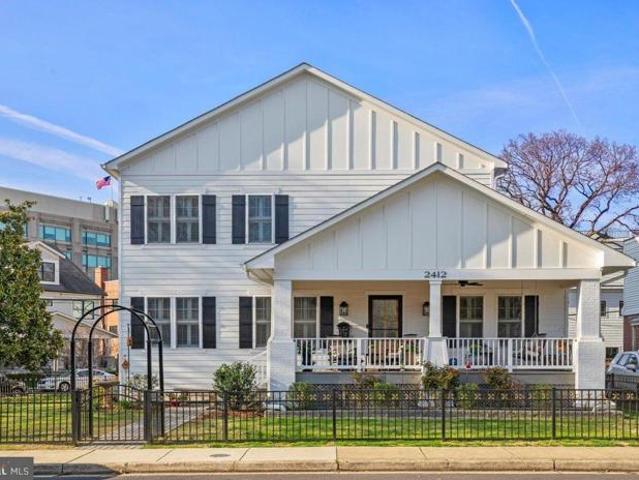 2412 Custis Rd, Arlington, VA 22201