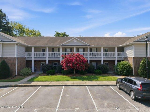 2412 King Richard Ct Apt H, Greenville, NC 27858