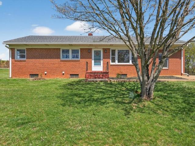 2412 Lynch Mill Rd, Altavista, VA 24517