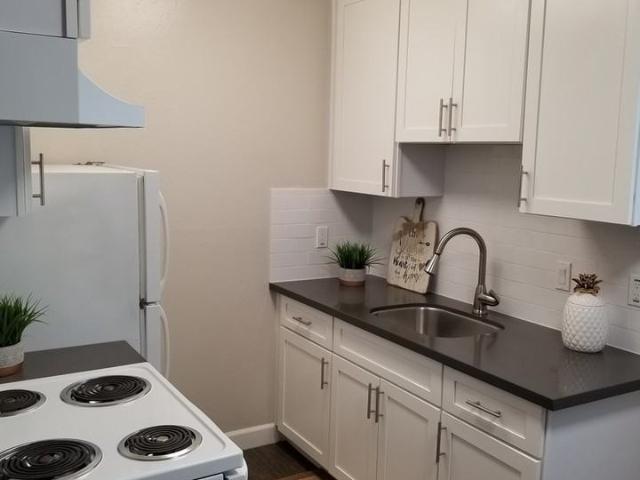 2412 Q Street 1 Bedroom Apartment for Rent at 2412 Q St, Sacramento, CA 95816 Midtown