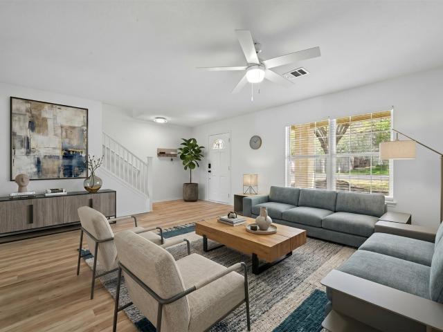 2412 Regal Park Ln