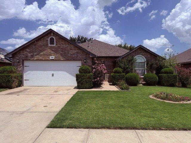 2412 Rookhaven Ln, Yukon, OK 73099
