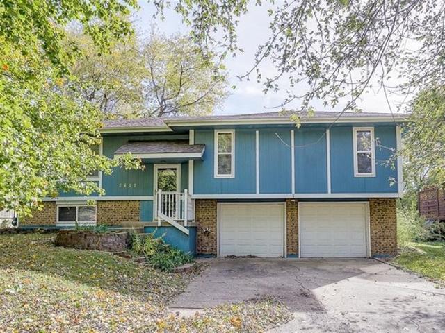 2412 SW 2nd Ter, Blue Springs, MO 64014