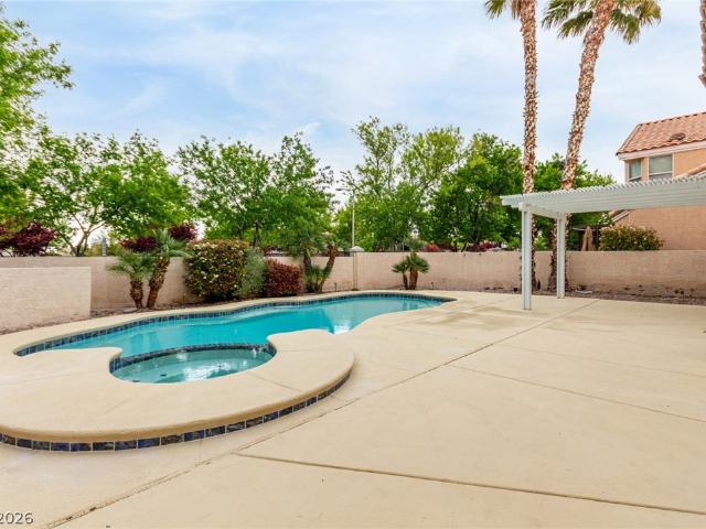 2412 shady vista drive