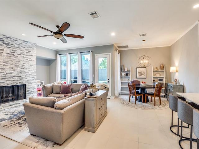 2412 Trophy Drive