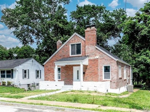 2412 Wallis Ave, Overland, MO 63114