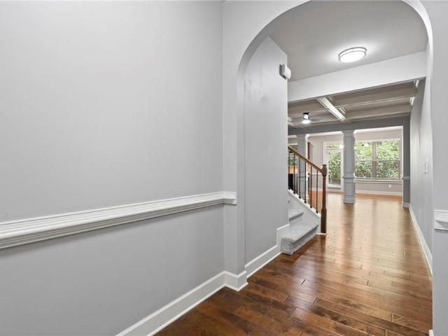 2412 Whiteoak Run SE 20